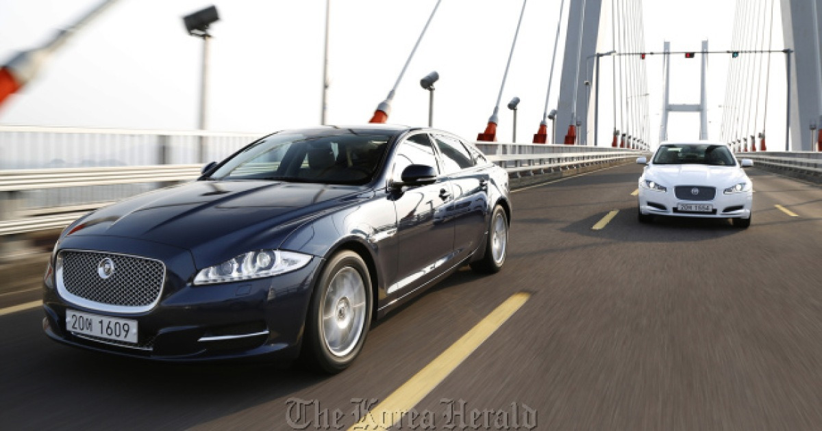 Jaguar XJ goes irresistibly light