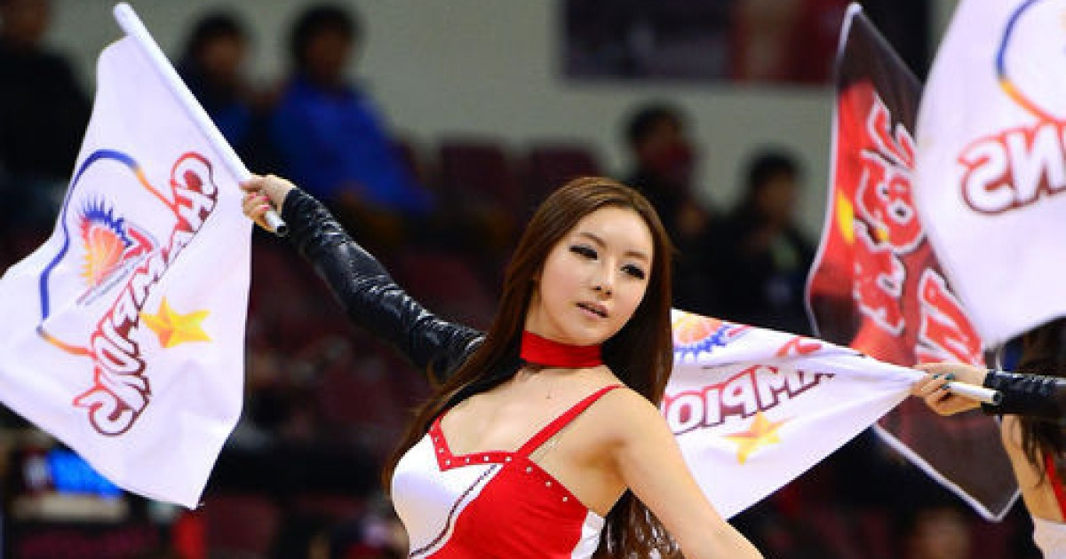 [사진]KGC 치어리더,'나비처럼~'