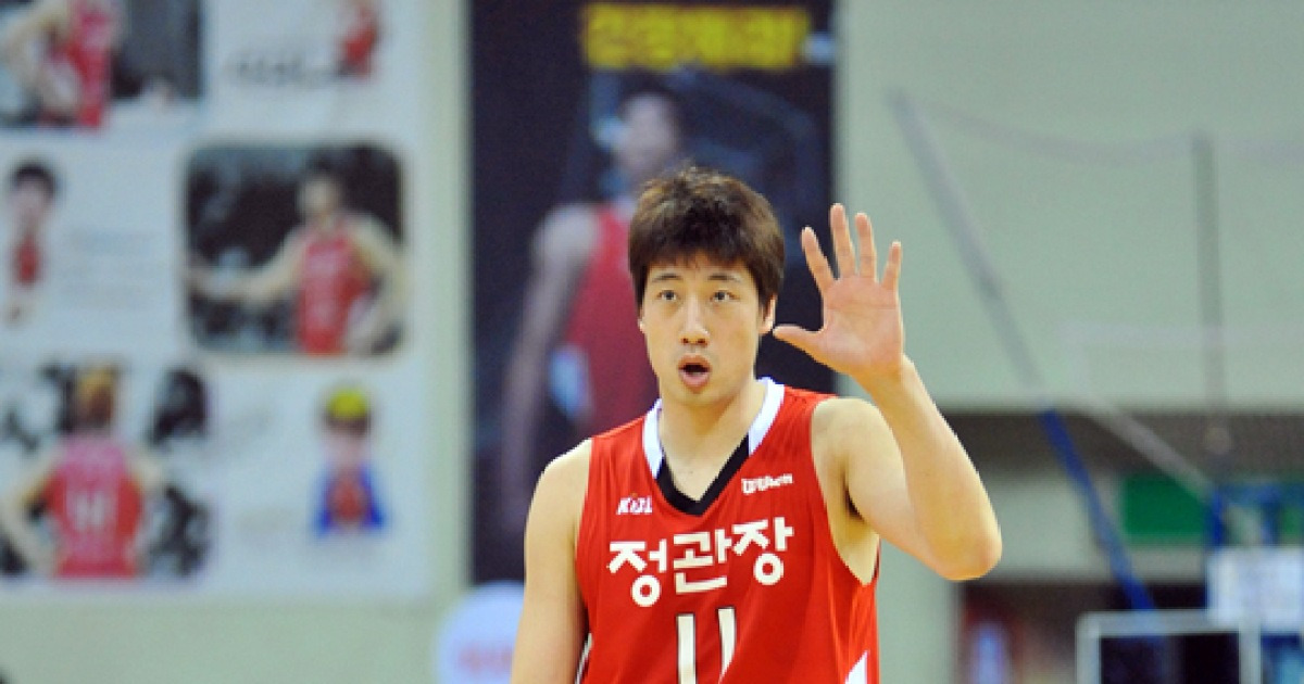 [BK포토] KGC 양희종 '천천히 득점 사냥해보자고!'