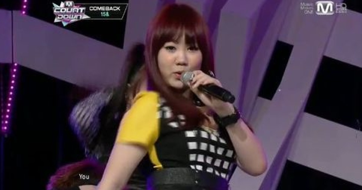 '엠카' 15&, 상큼한 매력 뽐내며 컴백..'미모 UP'