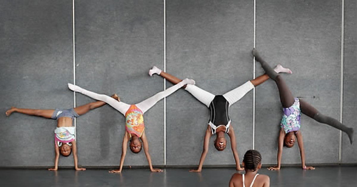 SOUTH AFRICA FEATURE PACKAGE TOWNSHIP BALLET