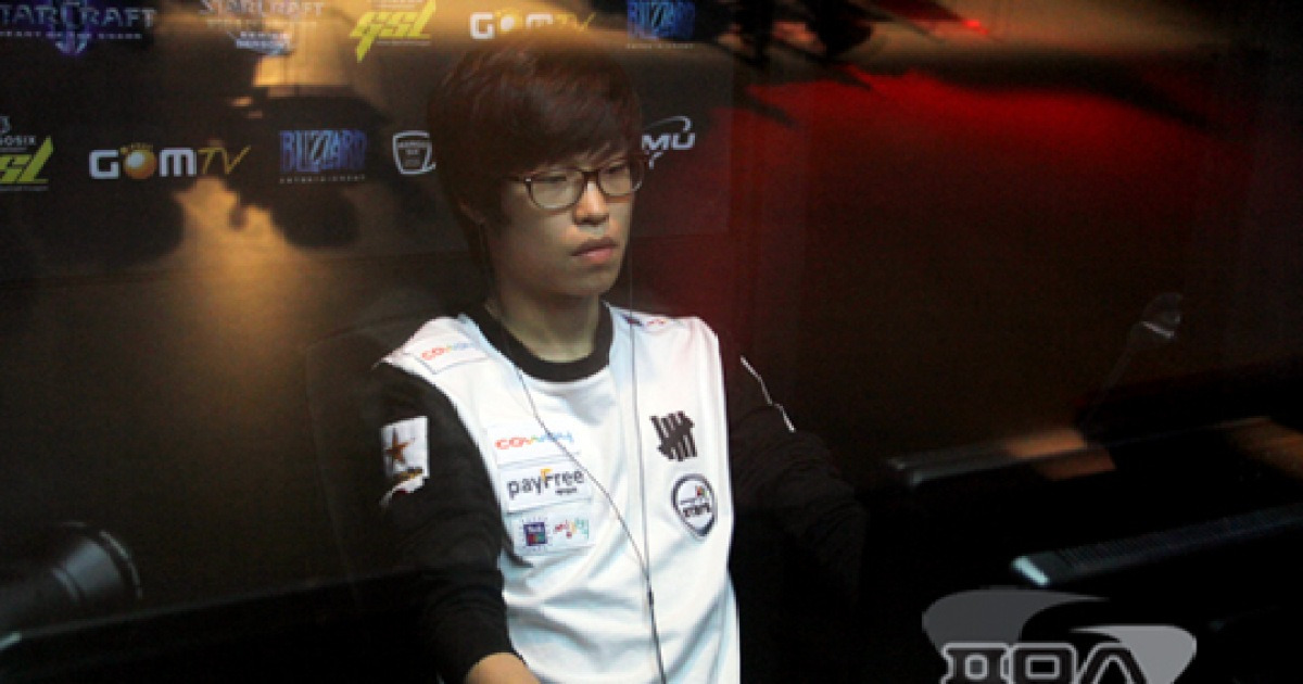 [WCS GSL]완벽 그 자체 김민철, 불리함 극복하고 8강 진출!(승자전)