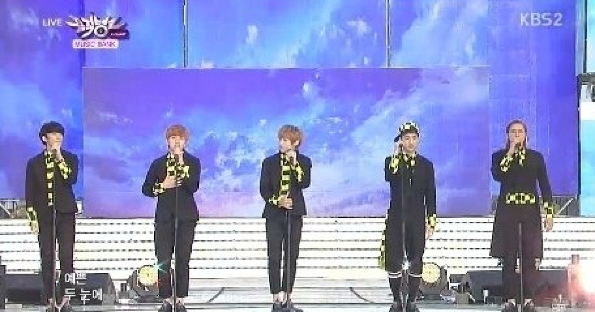 뮤직뱅크 방송사고, 'B1A4 ' 컴백 무대 중 무대 뒷편 노출