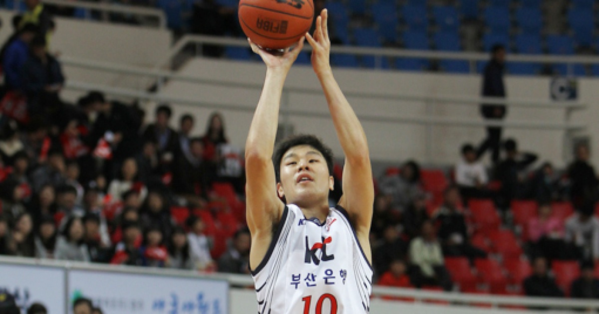 '장외전쟁 시작' KBL, FA 31명 공시..최대어는?