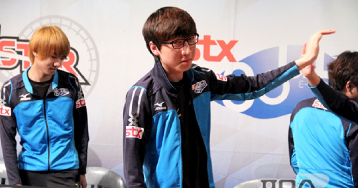 [SK플래닛]이신형의 날! STX, 4:0 완승 거두며 CJ 격파(종합)