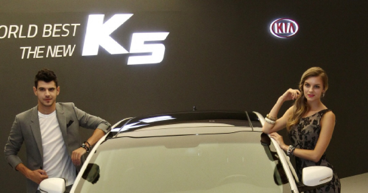 [포토]수입차에 도전하는 '더 뉴 K5'