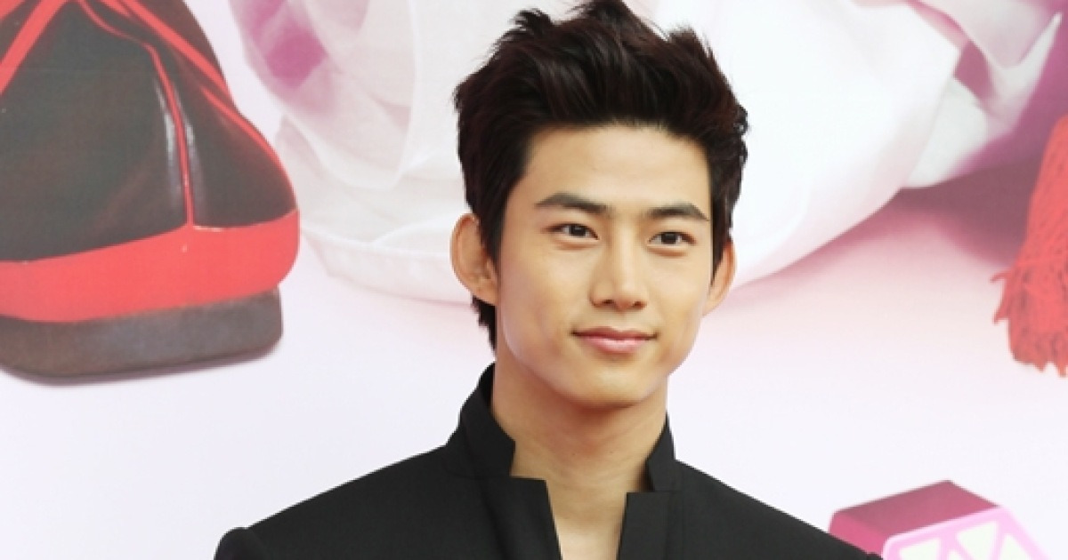 2PM 옥택연, tvN 드라마 '후아유' 주연 발탁