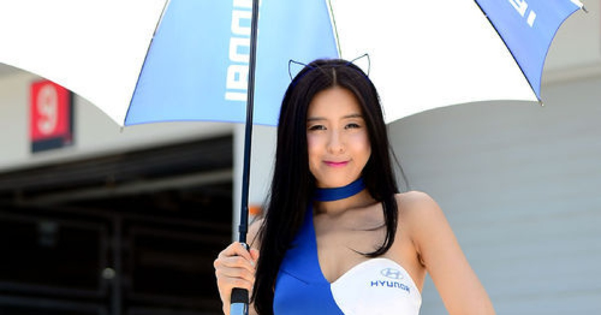 [사진]레이싱걸 문세림,'아찔한 각선미'