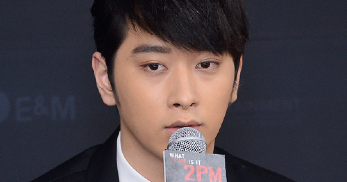 [포토] 2PM 찬성, '혼자 너무 긴장했나?'