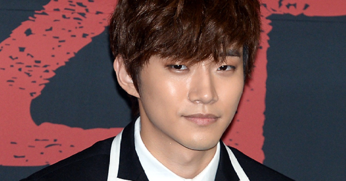 [TD포토] 2PM 준호 '제법 배우의 포스가 느껴져~'