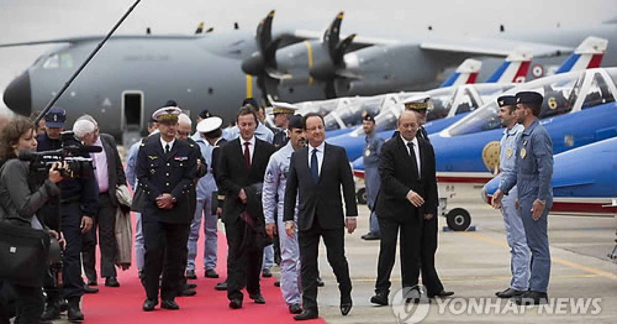 FRANCE 50TH PARIS AIR SHOW