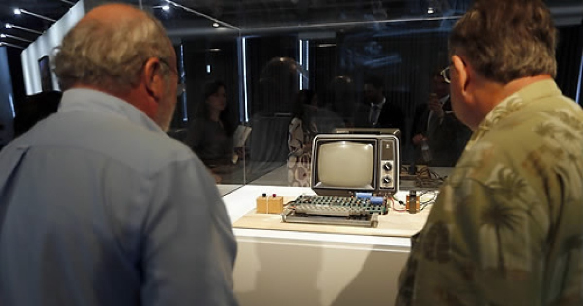 USA APPLE-1 ON CHRISTIE'S AUCTION