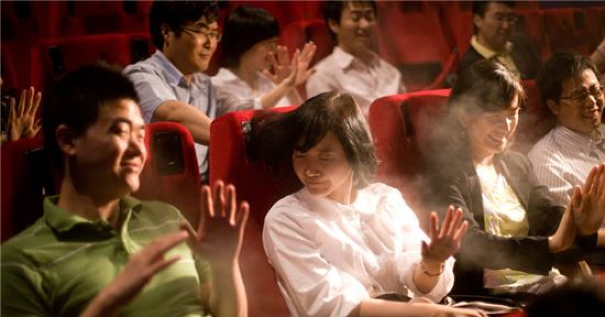 CJ CGV 오감체험특별관 4DX, 중국에서 연일 호평