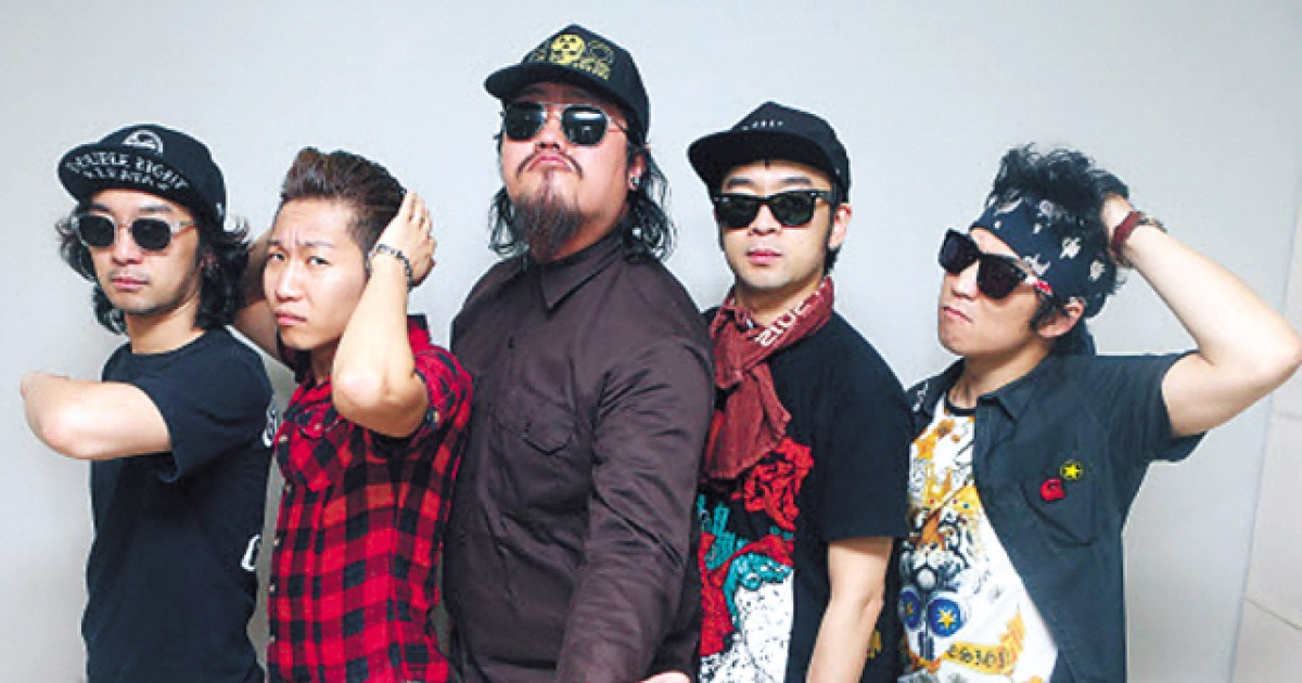 CNBLUE, Crying Nut copyright spat gets nasty