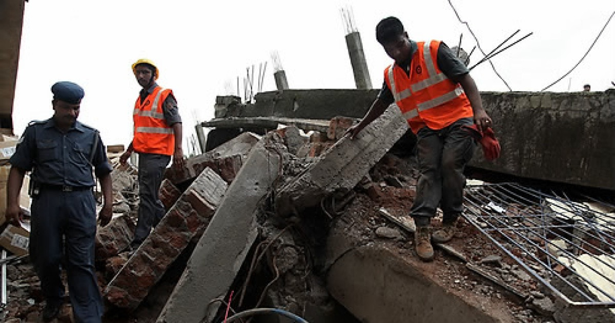 INDIA BUILDING COLLAPSED