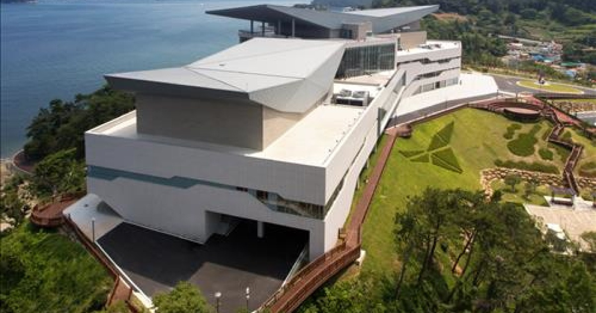 대림산업 통영국제음악당 준공