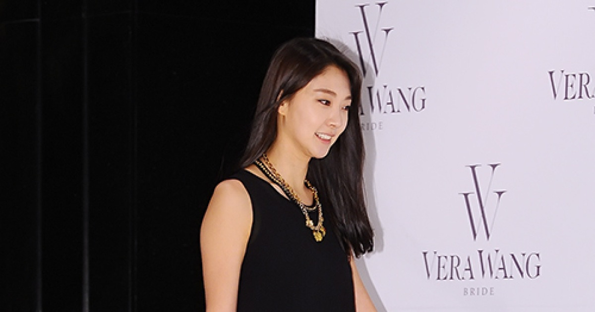 [MBN포토] 차현정, '가려도 늘씬한 각선미'