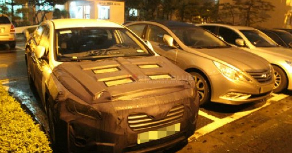 'LF쏘나타 vs YF쏘나타' 나란히 세워놓고 비교하니..