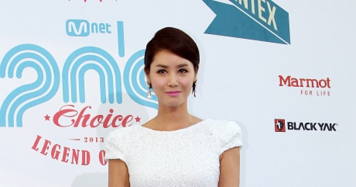 [포토] '20's choice' 김성령, 신이 내린 미코 몸매 '다 비켜'