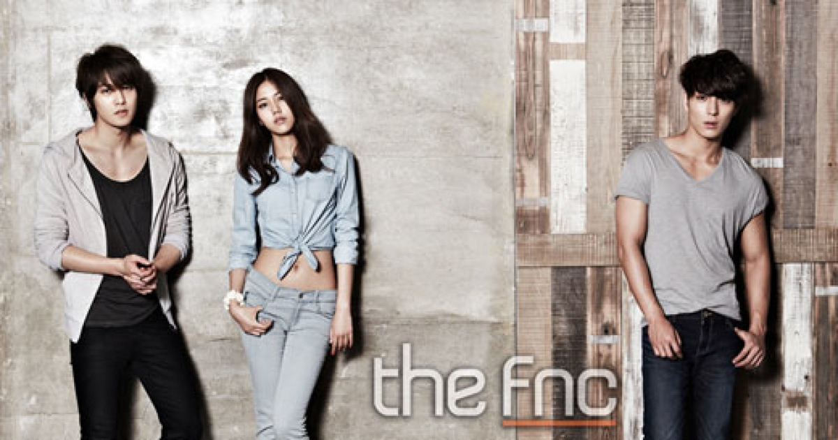 최종훈-이종현-혜정, FT아일랜드 씨엔블루 AOA '팀 대표 핫바디'