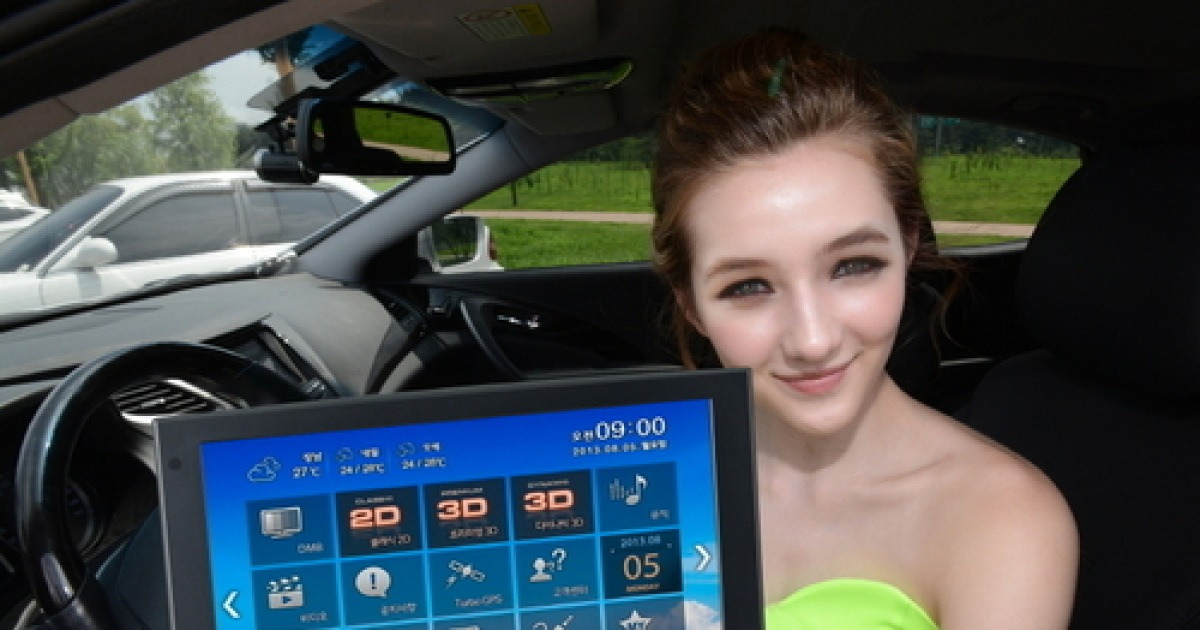 파인디지털, 가장 빠른 3D 내비게이션 '파인드라이브 iQ 3D 5000' 출시