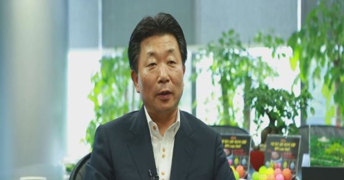 [정완진의 The CEO] '컬러골프공'으로 골프공 시장에 당당히 자리매김하다 (주)볼빅 문경안 회장
