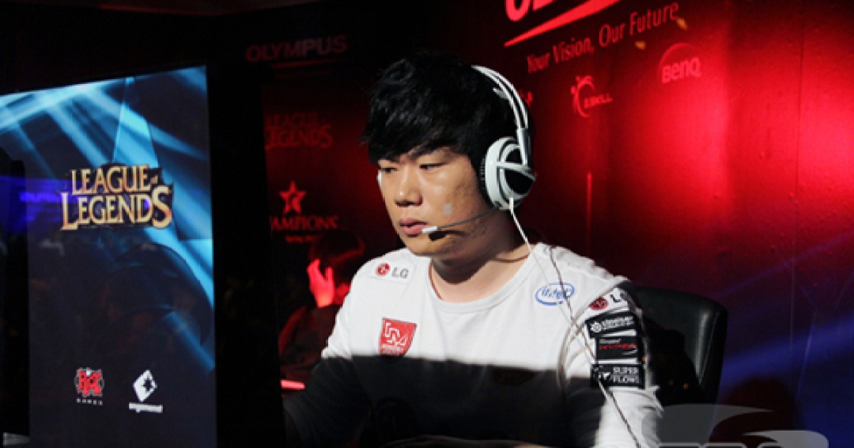 [NLB]신입 베인의 각 잡힌 무빙 LG-IM 2팀, 1:0으로 리드 잡아(1-1세트)