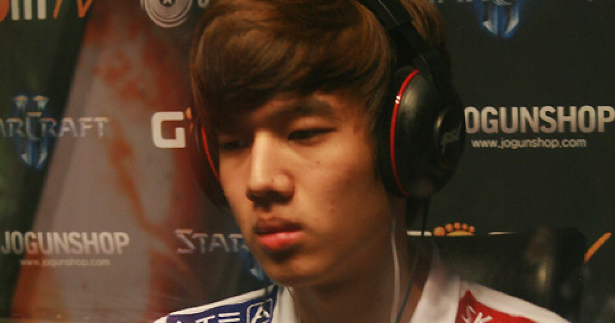 단단함의 상징 정윤종, 완벽 운영으로 GSL 8강 진출