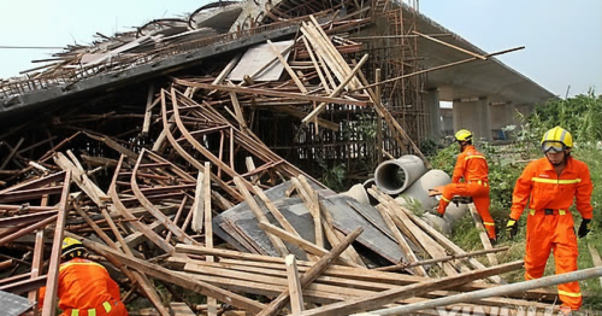 CHINA-XIAMEN-VIADUCT-COLLAPSE (CN)