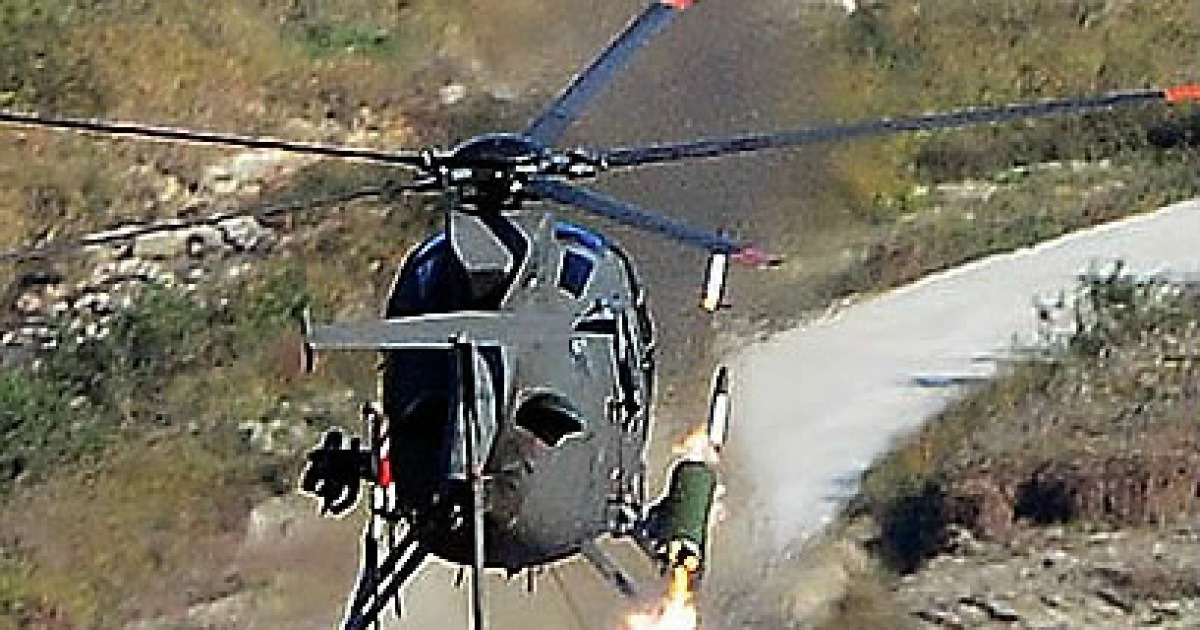 공격 헬기의 로켓 발사