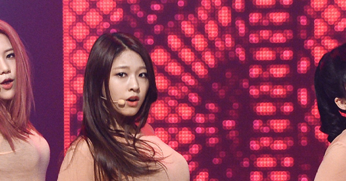 [TD포토] AOA 설현 '과감한 댄스~'