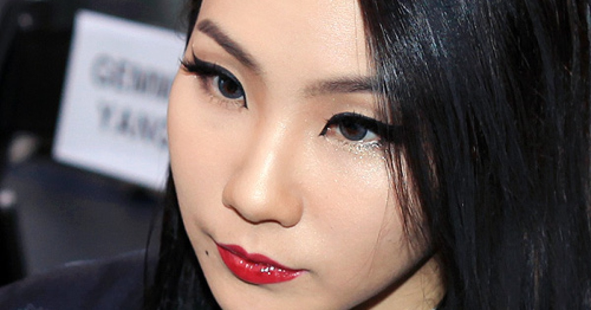 [bnt포토] 2NE1 씨엘, 시선 사로잡는 '브이 라인~'