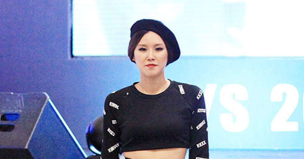 [bnt포토] 스타일난다 KKXX 패션쇼 '섹시한 크롭티'