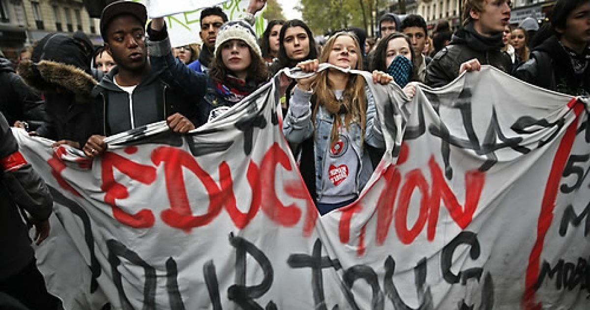 FRANCE STUDENTS PROTEST MIGRATION