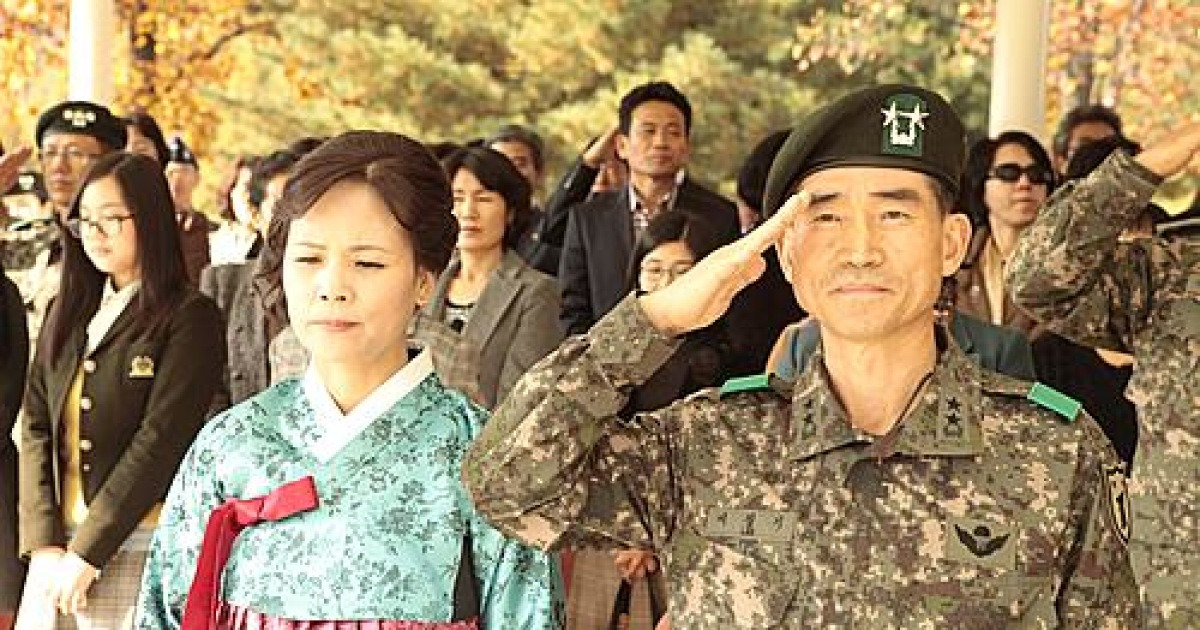 육군 제32보병사단장 이·취임식