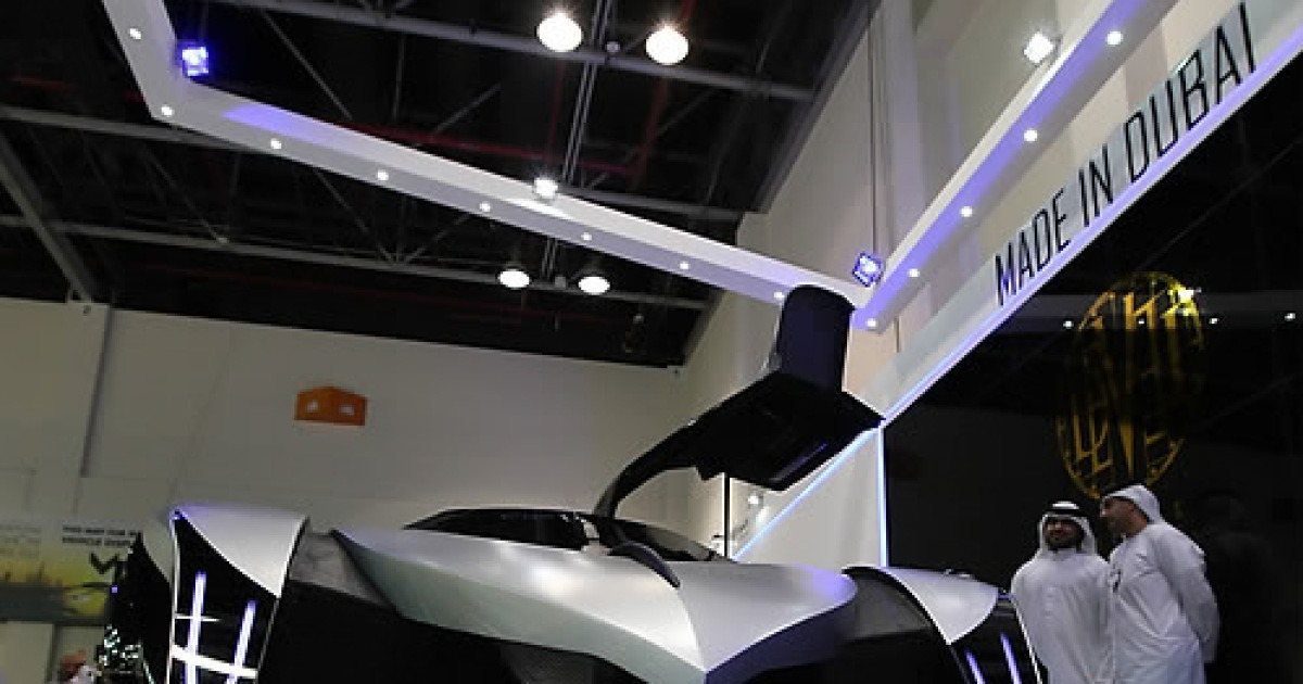UAE DUBAI INTERNATIONAL MOTOR SHOW 2013