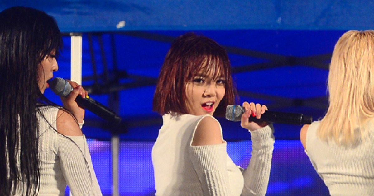 [TD포토] AOA 지민 '섹시한 뒤태 공개'