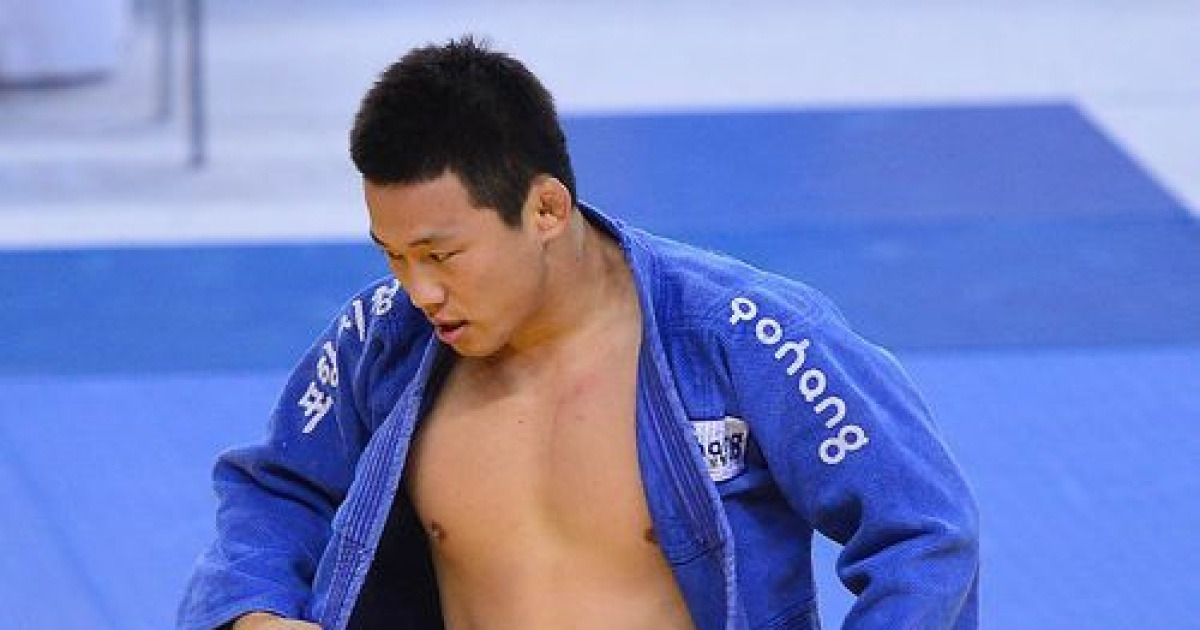 [사진]81kg급 출전한 왕기춘, '한판승으로 다음 회전 진출'