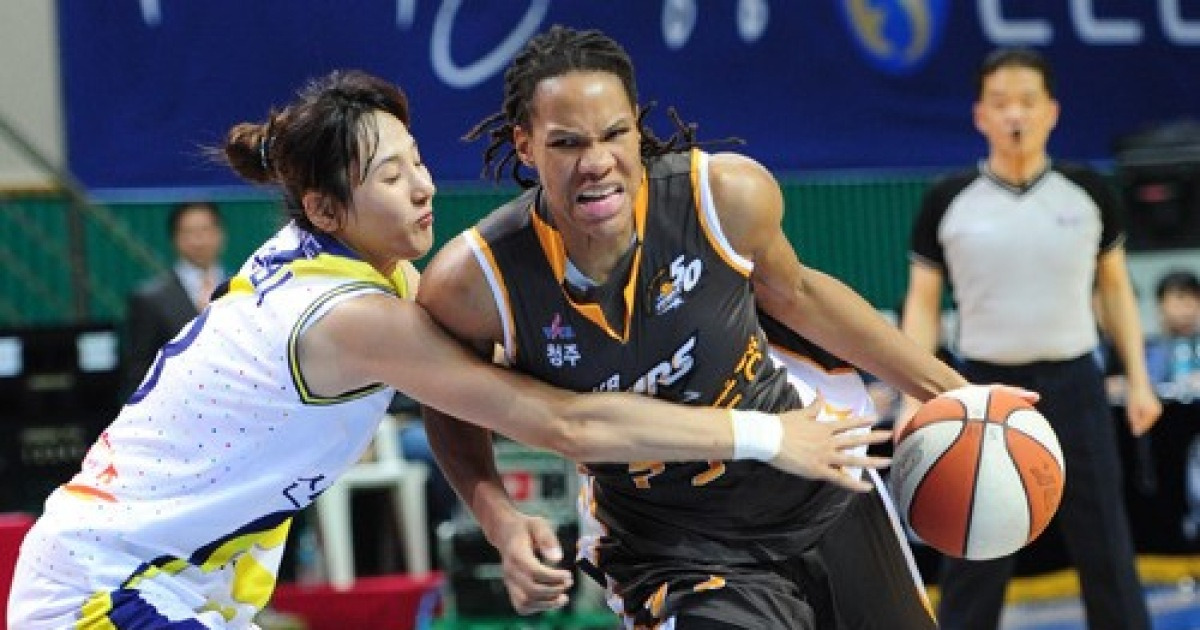 [농구토토] 농구팬 "KDB생명-KB스타즈, 치열한 박빙승부 전망"