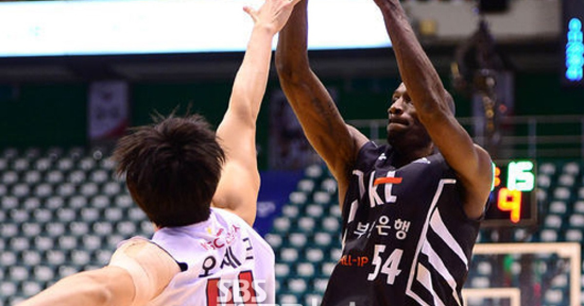 [하이라이트] '리처드슨 24점' KT, KGC에 '78-70 승'