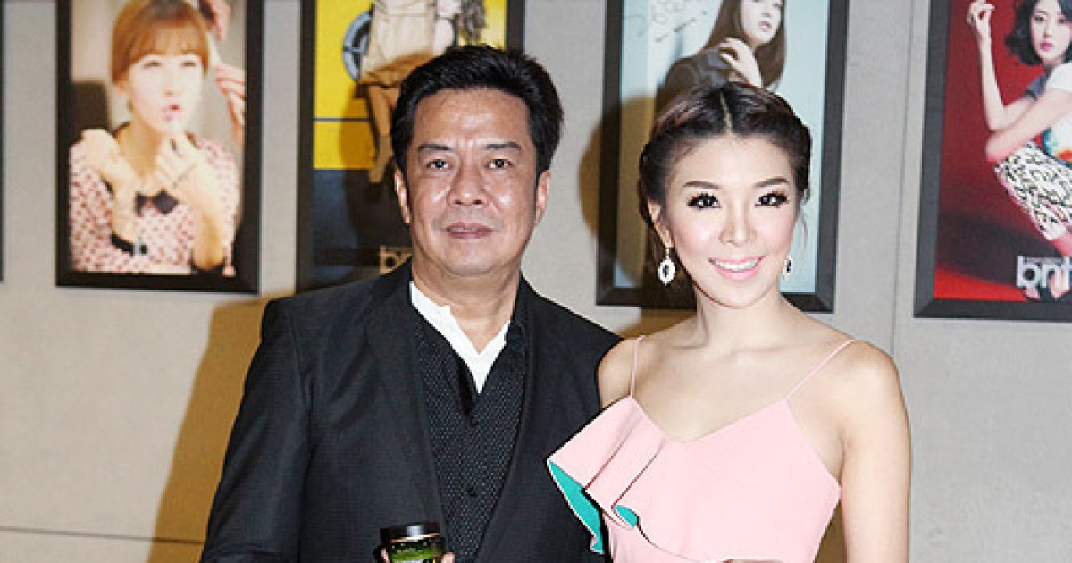 [bnt포토] Mode'er CEO 콴차이, 태국 여배우 예이 논타폰과 함께~