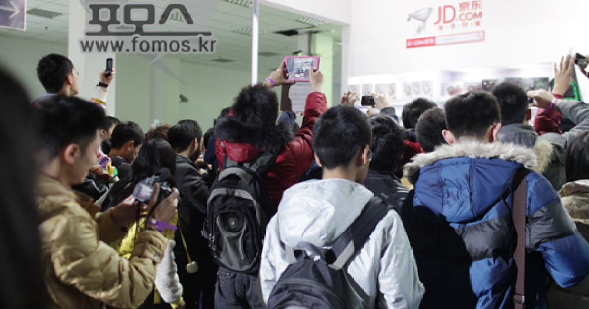 [WCG 2013]4강 진출에 성공한 WE, 인기 장난 아니네