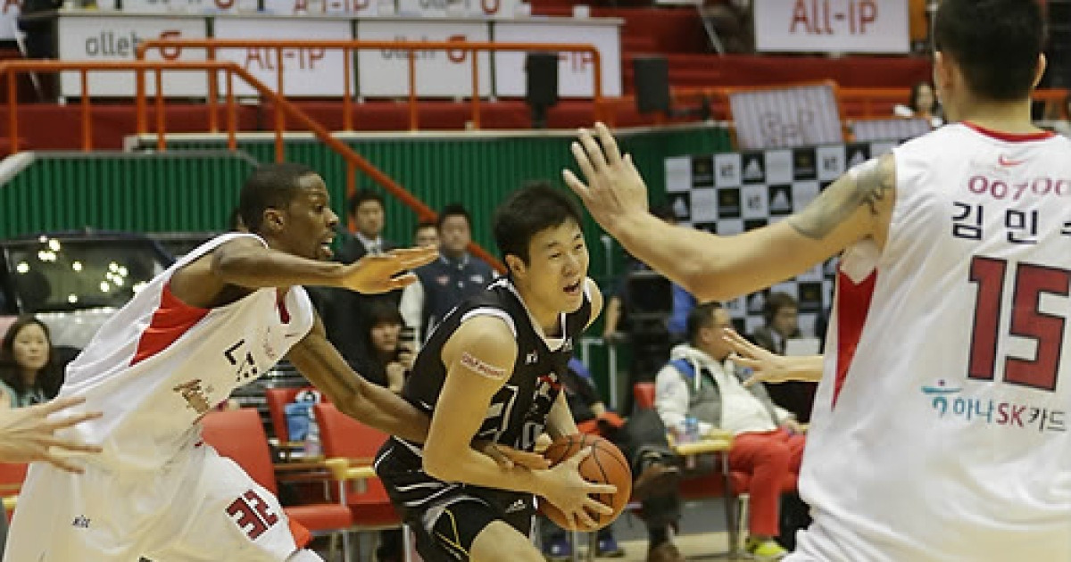 -프로농구- LG, KCC 대파하고 4연승 신바람(종합)