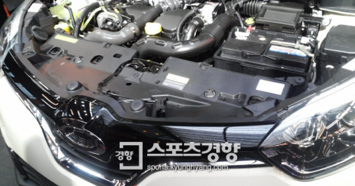 르노삼성 히든병기 'QM3' 엔진·실내외 보니.."CUV 답네"