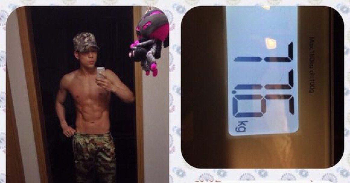 2AM 이창민, 상의탈의 복근 공개..'환상적인 몸매'