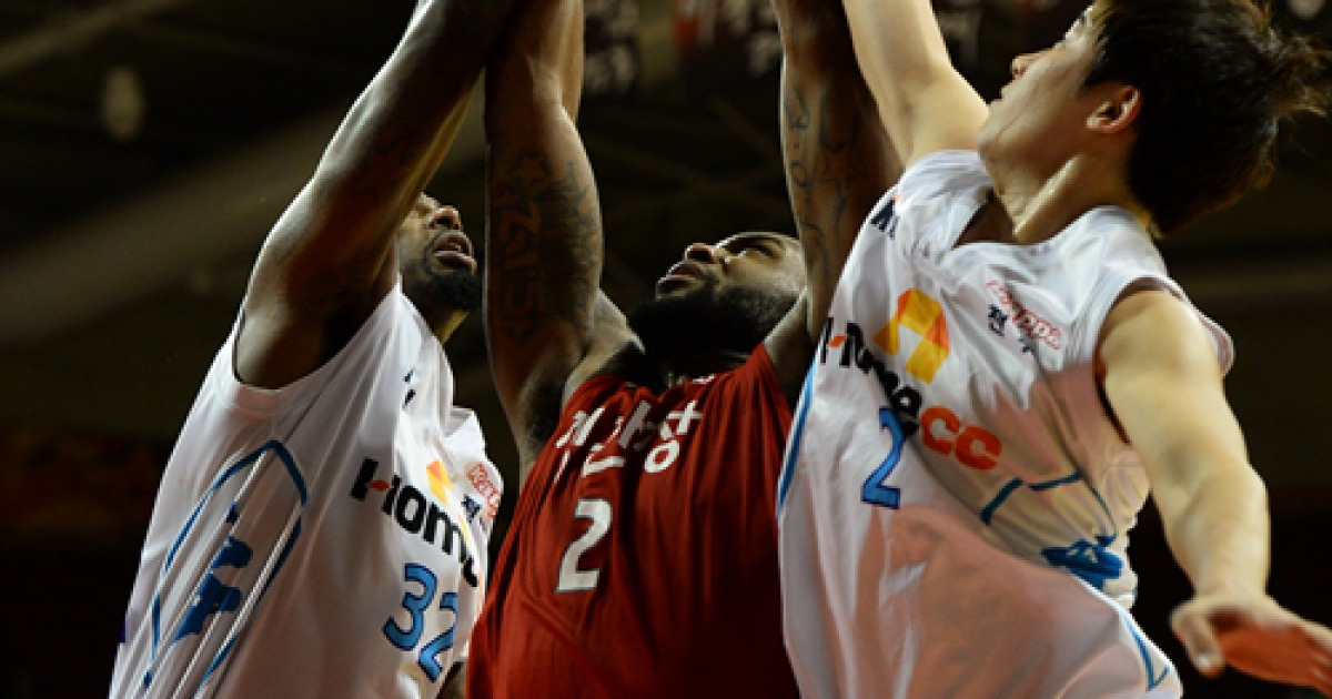 [KBL] 에반스, 손목은 잡지마