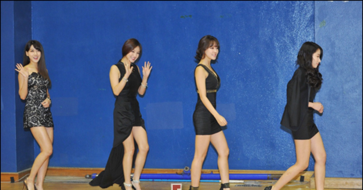 [E포토]레인보우, 'DSP 콘서트에 오신걸 환영해요'