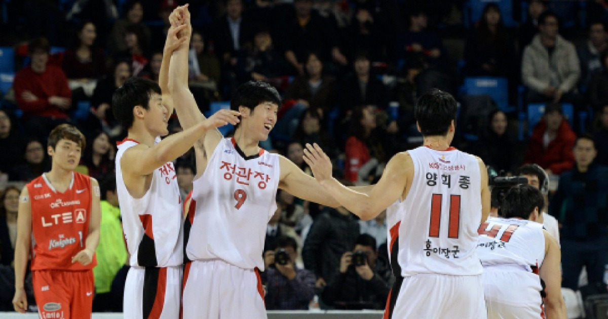 [포토] KGC, '1위 SK에 깜짝 승리'