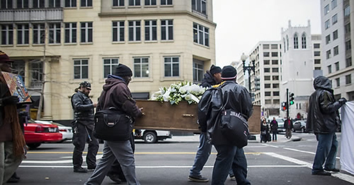 USA HOMELESS FUNERAL