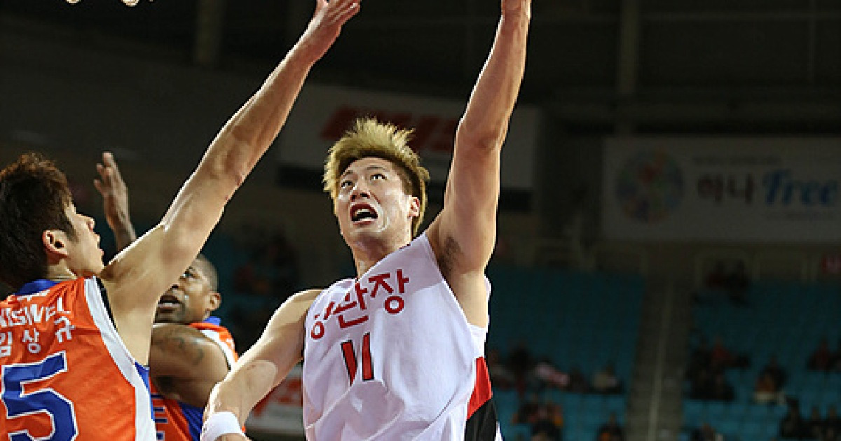 [KBL] 양희종, '끝까지 넣어야 해'